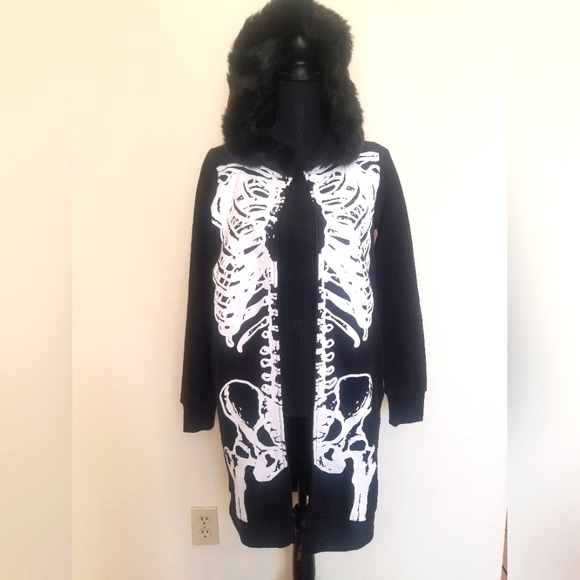 Iron Fist | Sweaters | Iron Fist Boutique Skeleton Sweater With Fur ...